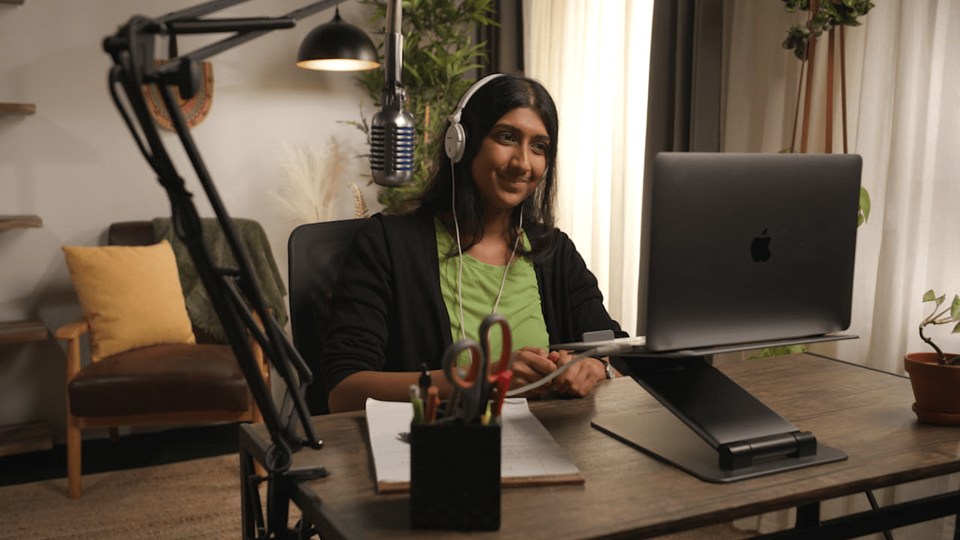 Podcast Production Services: Creation, Recording & Editing